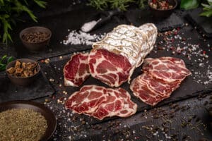 Cappacuolo or Capocollo (Capicola/Coppa): What Is it and What Does it ...